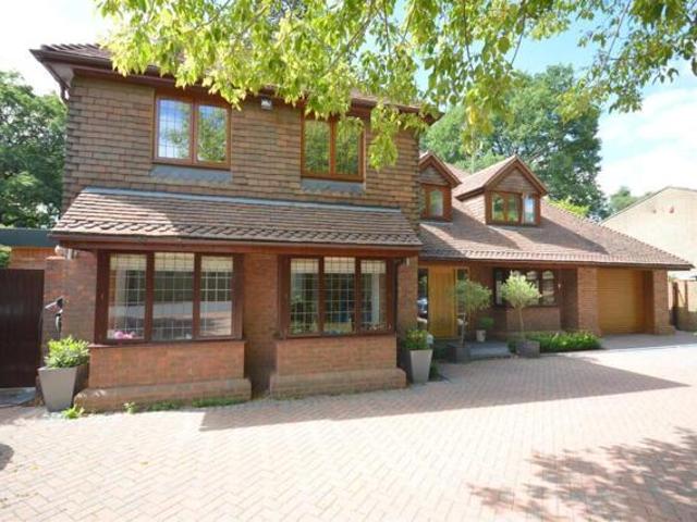 5 Bedroom House Kingswood Bristol 99381088