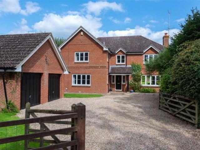 5 Bedroom House Hook Hampshire 101379284