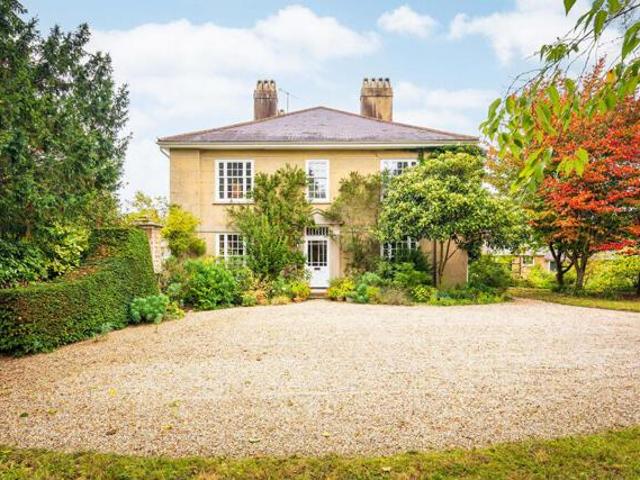 5 Bedroom House Horsham West Sussex 100648705