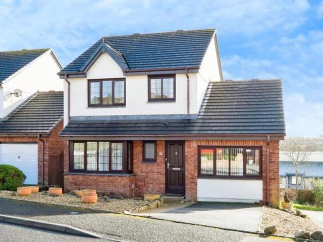 5 Bedroom House Hayle Cornwall 100649115