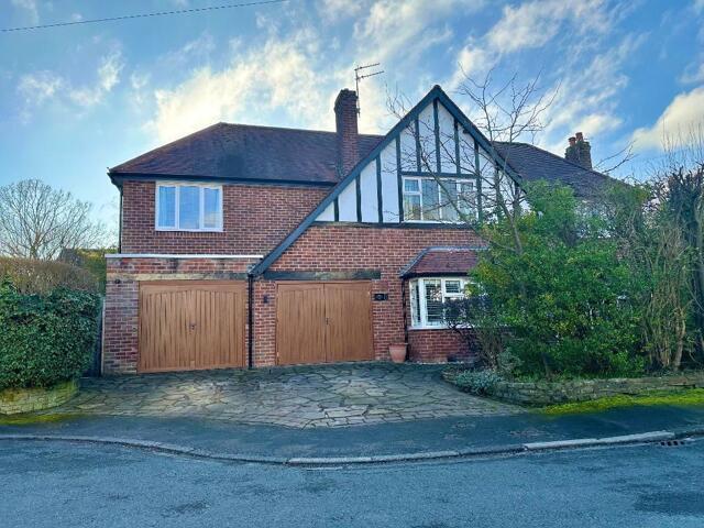 5 Bedroom House Halebarns Trafford LS100058268