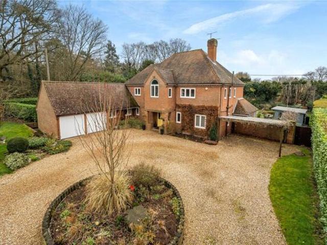 5 Bedroom House Hampshire Hampshire 98718188