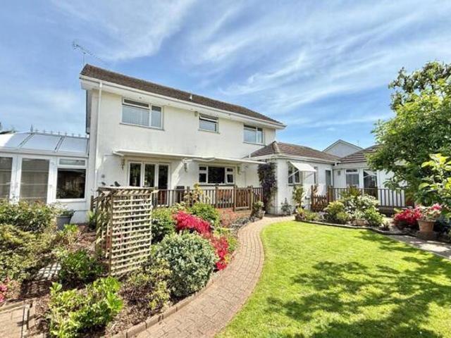 5 Bedroom House Hampshire Hampshire 99895571
