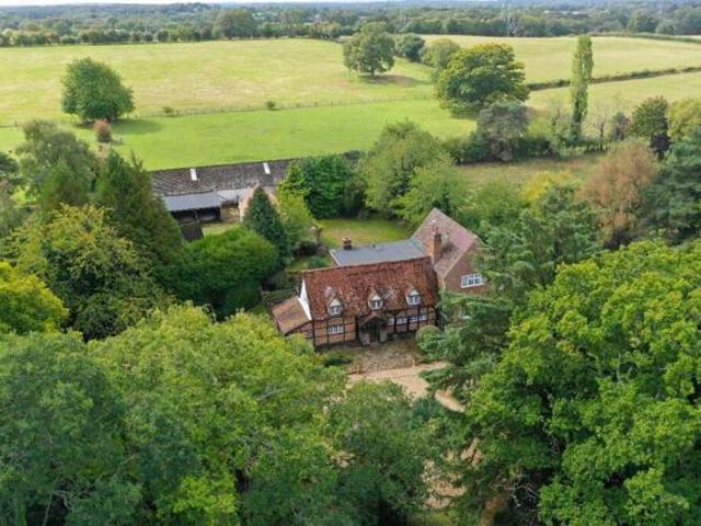 5 Bedroom House Hampshire Hampshire 100426414