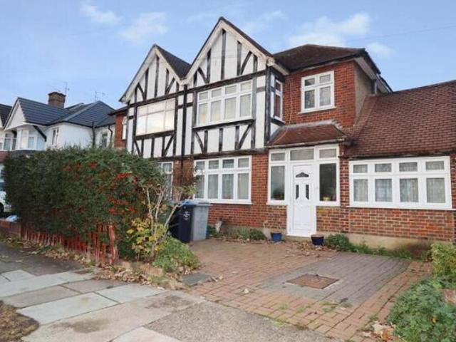 5 Bedroom House Harrow Greater London 101678884