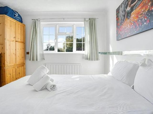 5 Bedroom House Hemel Hempstead Hemel Hempstead 105024502