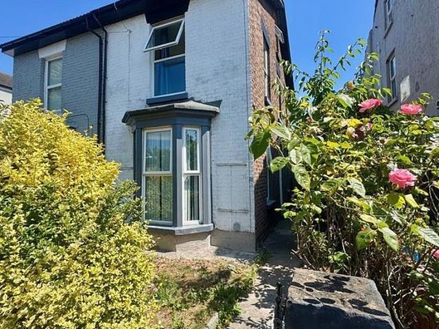 5 bedroom house in Liverpool