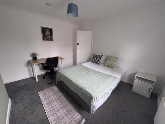 5 Bedroom house in Wallisdown