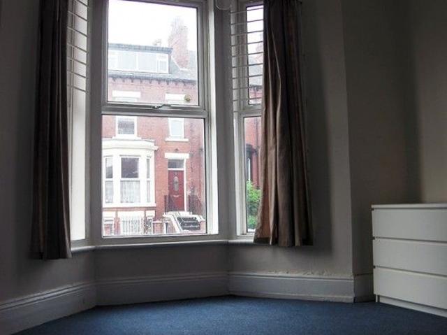 5 bedroom house in the heart of Hyde Park