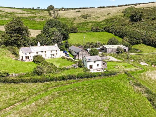 5 Bedroom House Ilfracombe Devon LS98864679