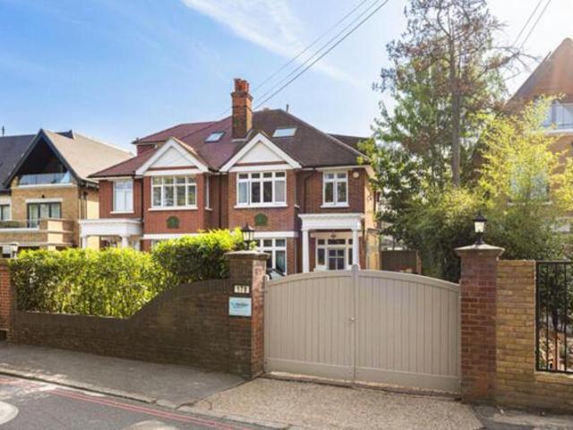 5 Bedroom House Isleworth Greater London LS101675094
