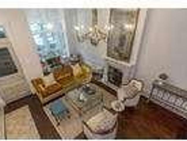 5 bedroom house on Southeast Washington / Capitol Hill