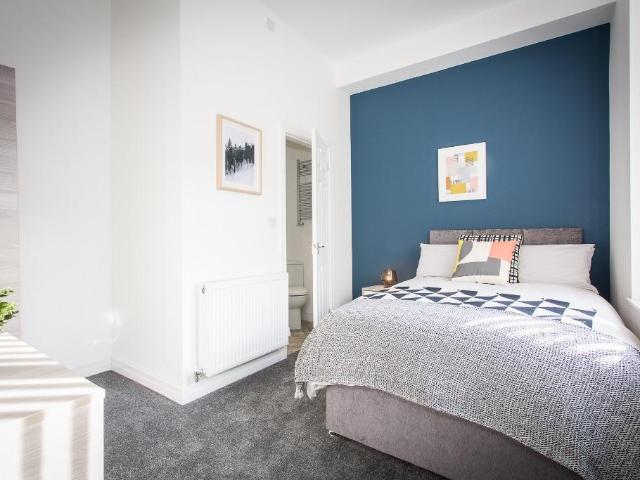 5 bedroom house of multiple occupation to rent