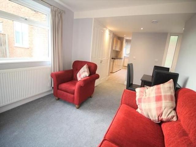 5 bedroom house of multiple occupation to rent