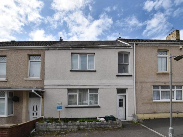 5 bedroom house of multiple occupation for sale