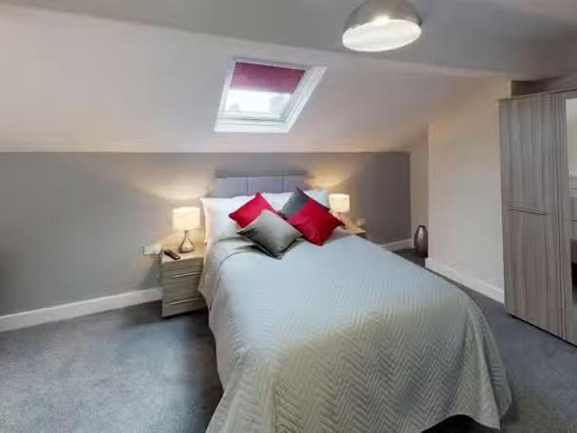 5 bedroom house of multiple occupation for rent in Mount Pleas.