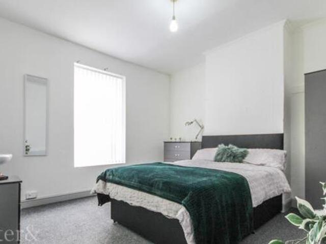 5 Bedroom House Of Multiple Occupation For Rent In Nottingham, Nottinghamshire