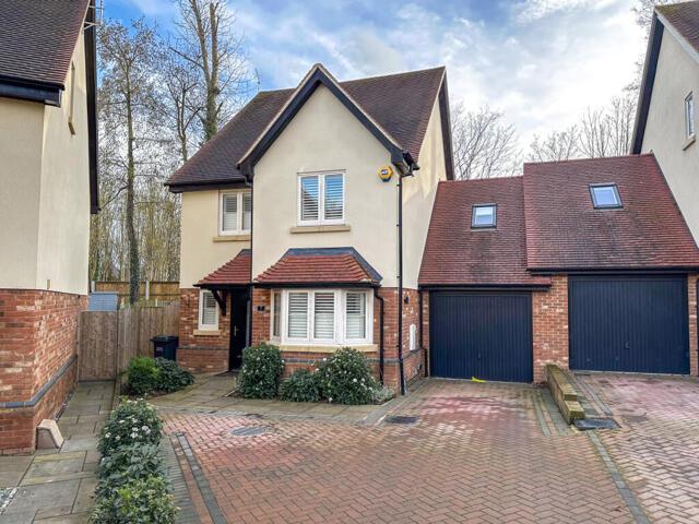 5 Bedroom House Old Harlow Essex 98648873