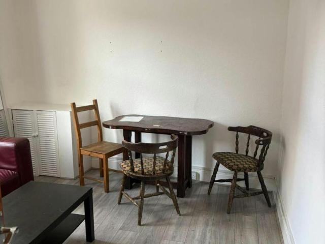 5 Bedroom House Oxford Oxford LS95719404