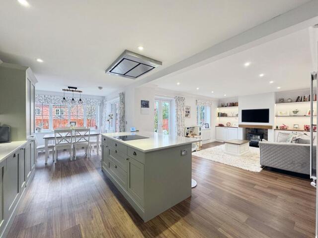 5 Bedroom House Oxfordshire Oxfordshire 100057778
