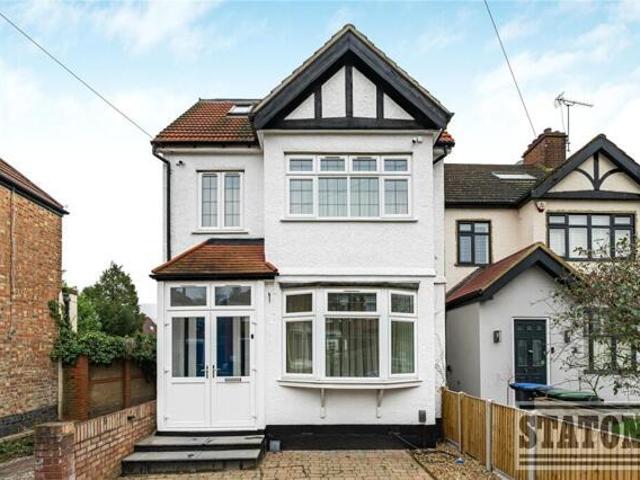 5 Bedroom House London Greater London LS100398620