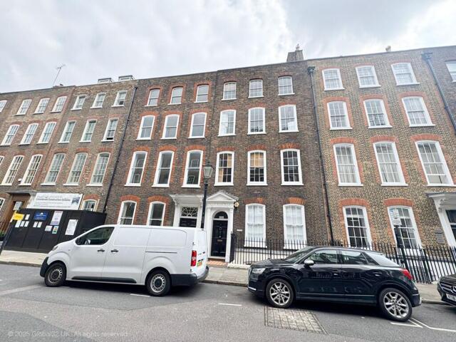 5 Bedroom House London Greater London LS99437113