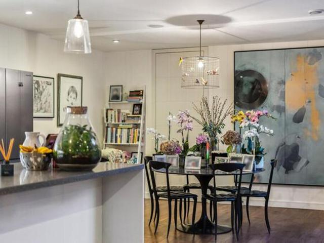 5 Bedroom House Londres Greater London 100684952
