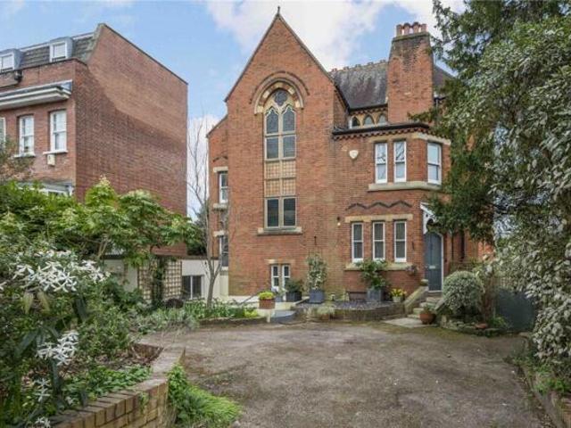 5 Bedroom House Londres Greater London LS100426091