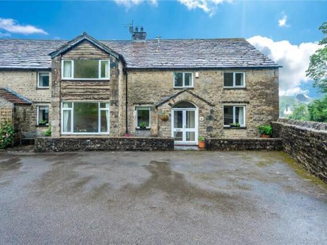 5 Bedroom House Lancaster Lancashire LS99926324