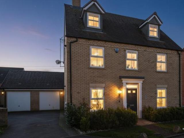 5 Bedroom House Leighton Buzzard Central Bedfordshire 99029181