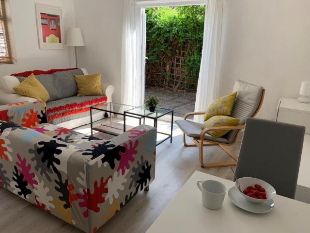 5 Bedroom House Lenton East Midlands 99758024