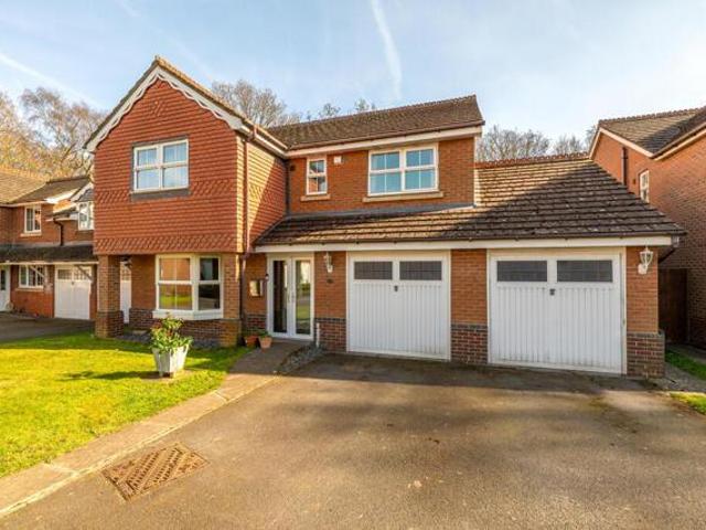 5 Bedroom House Lincoln Lincolnshire 100398522