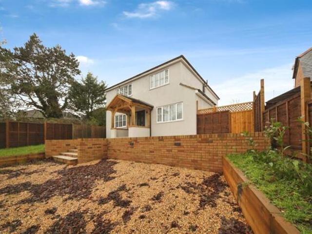 5 Bedroom House Luton Bedfordshire LS100988033