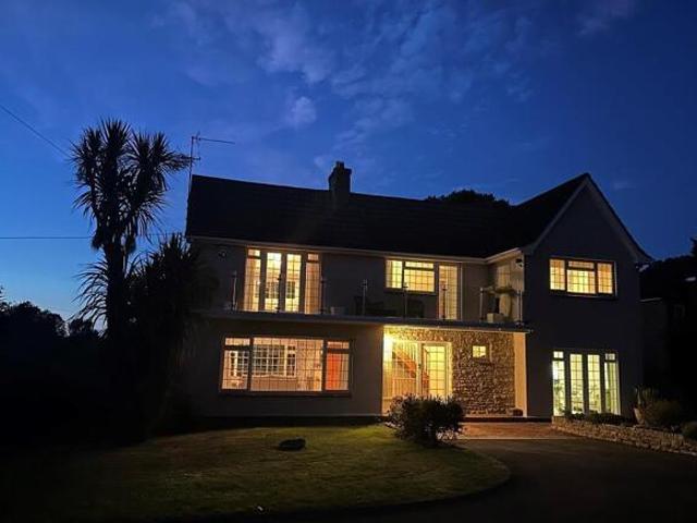 5 Bedroom House Lytchett Matravers Lytchett Matravers 100855226