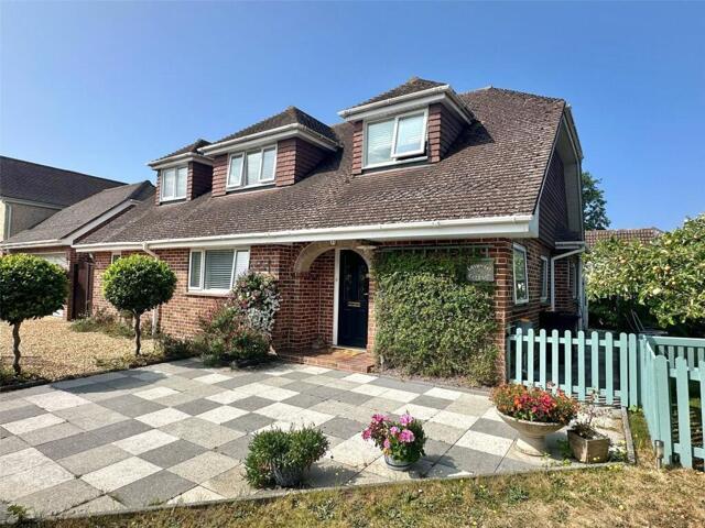 5 Bedroom House Lymington Hampshire 100456914
