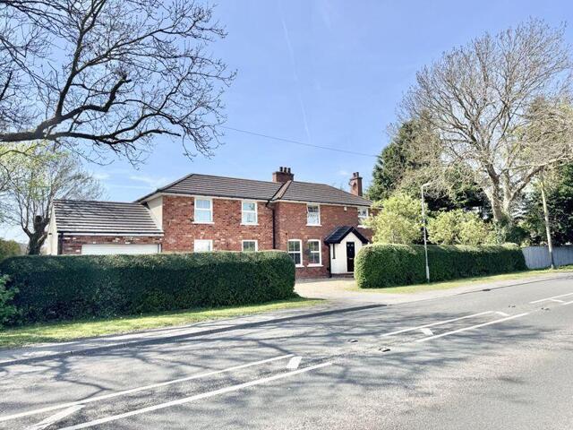 5 Bedroom House Main Road Main Road 100342904