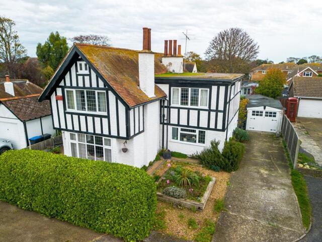 5 Bedroom House Margate Kent LS100426468