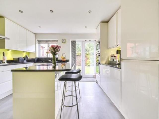 5 Bedroom House Melksham Wiltshire 100787165