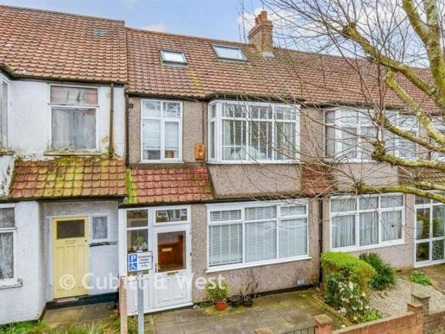 5 Bedroom House Mitcham Great London 100342975