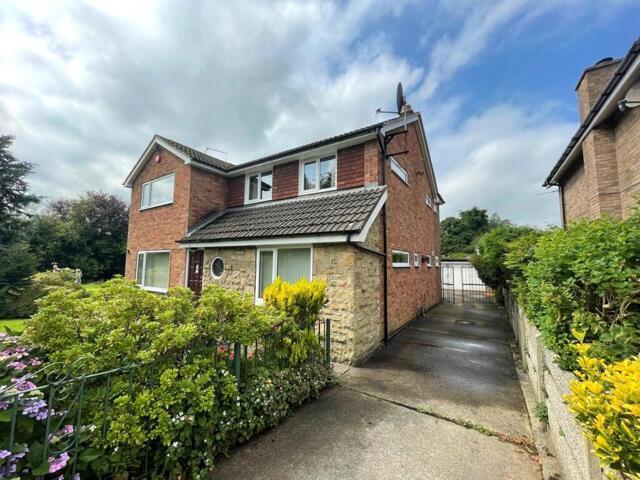 5 Bedroom House Mirfield Kirklees LS99437016
