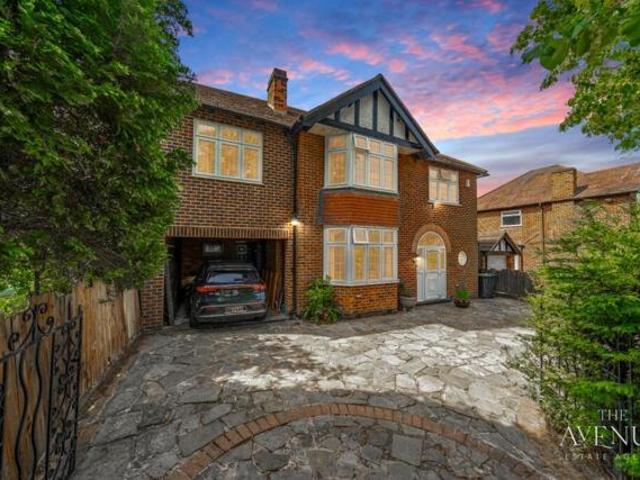 5 Bedroom House Nottingham Nottingham LS100684867