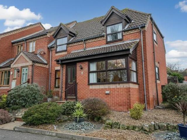 5 Bedroom House Norfolk Norfolk LS100786681