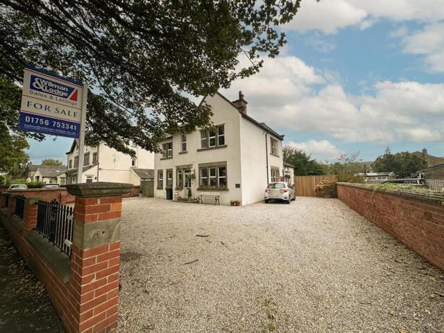 5 Bedroom House North Yorkshire North Yorkshire 98718120