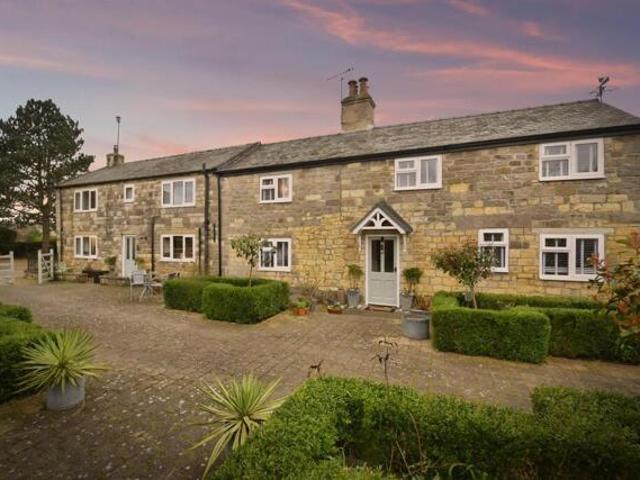 5 Bedroom House North Yorkshire North Yorkshire LS100578984