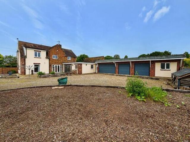 5 Bedroom House North Yorkshire North Yorkshire LS100987755