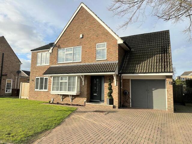 5 Bedroom House North Yorkshire North Yorkshire LS101676403