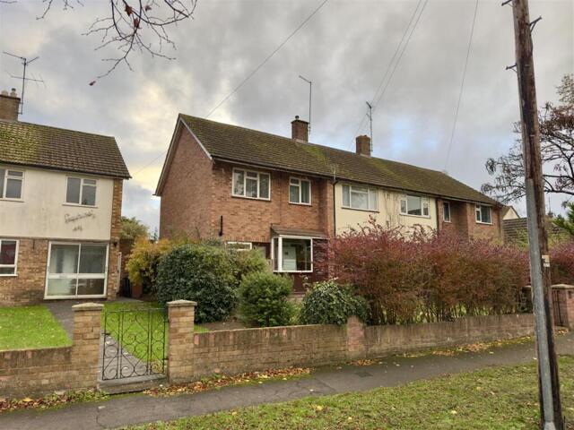 5 Bedroom House Northampton Northamptonshire 99840313