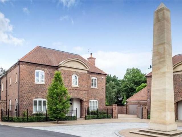 5 Bedroom House Nether Alderley Cheshire East LS99808692