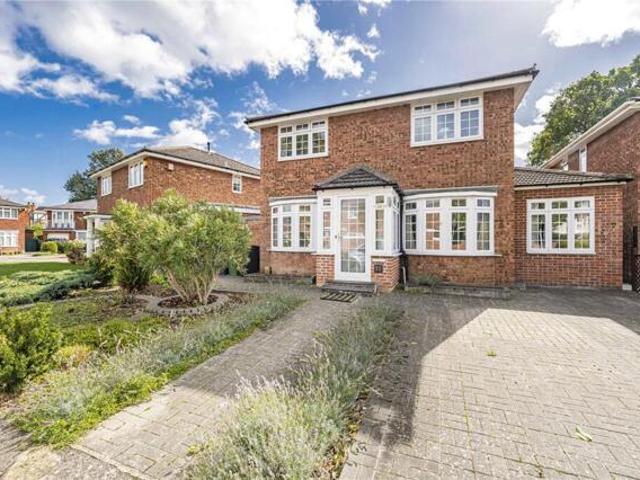 5 Bedroom House New Malden Greater London LS101743323