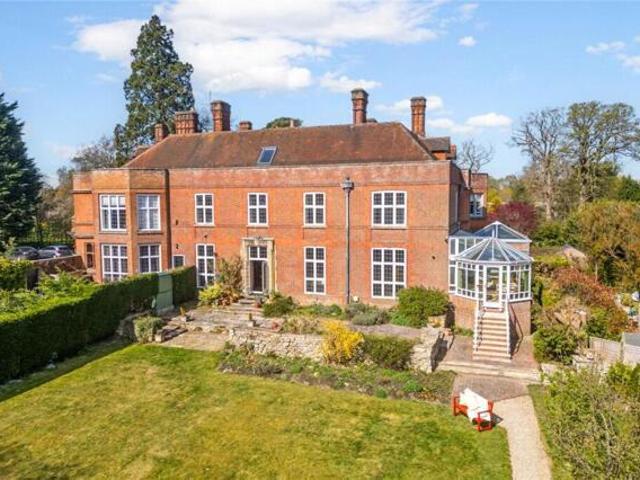 5 Bedroom House Newbury West Berkshire LS101674675